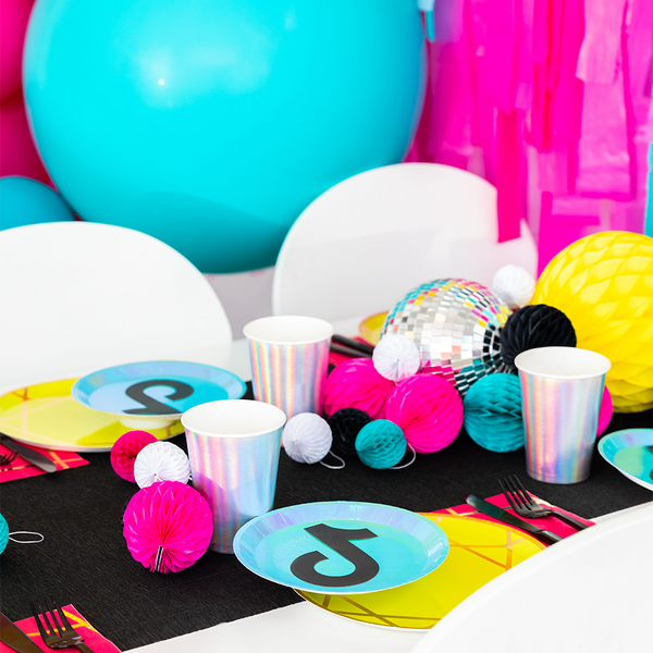 Posh Stellar 12 oz Cups, Pack of 8 | Paperless Post Party Shop